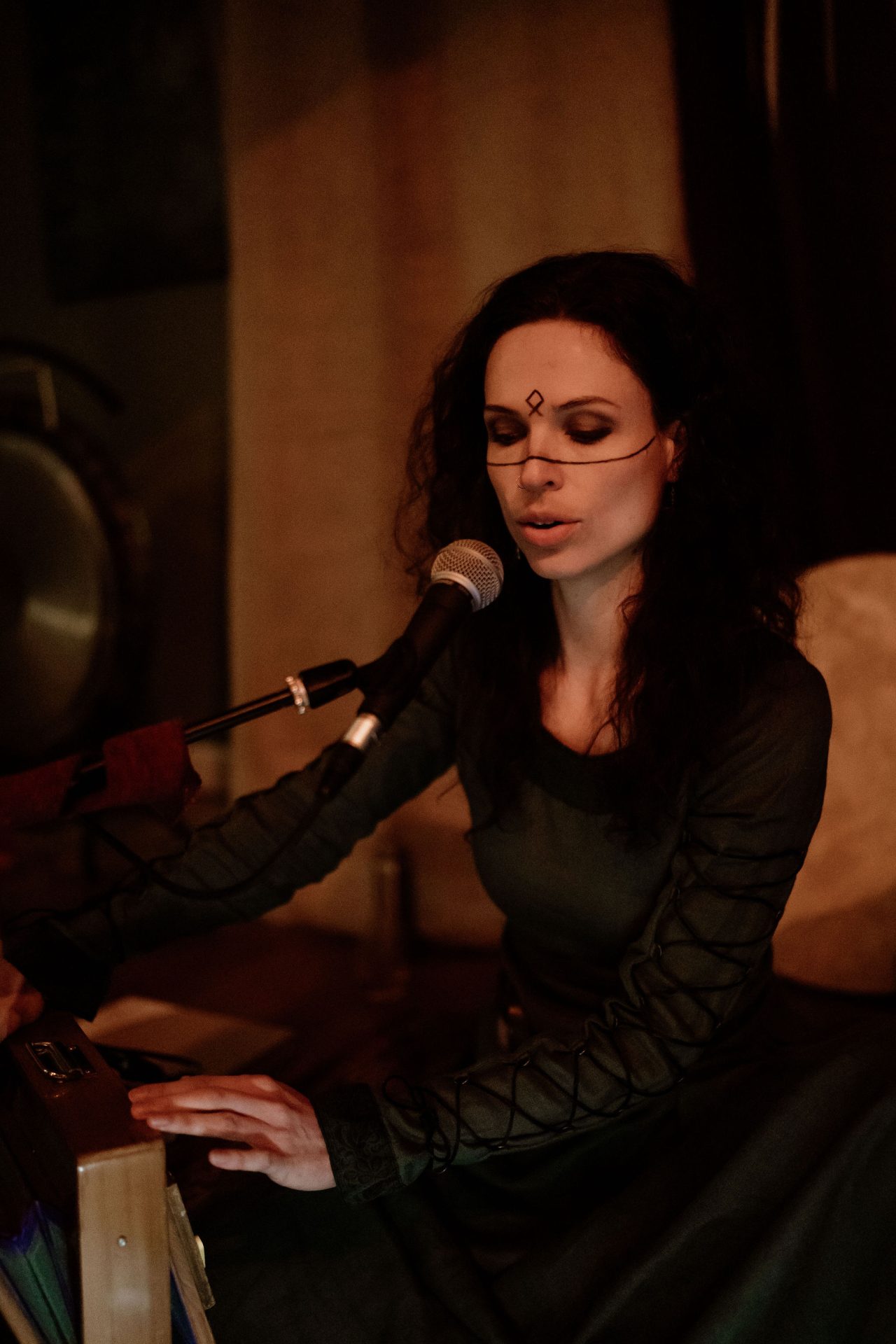 About Pleuni Apollonia